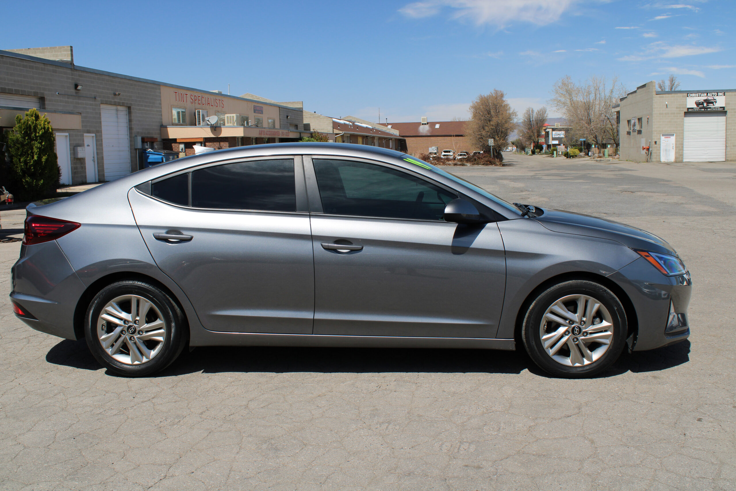 Hyundai Elantra - Optimum Motors USA